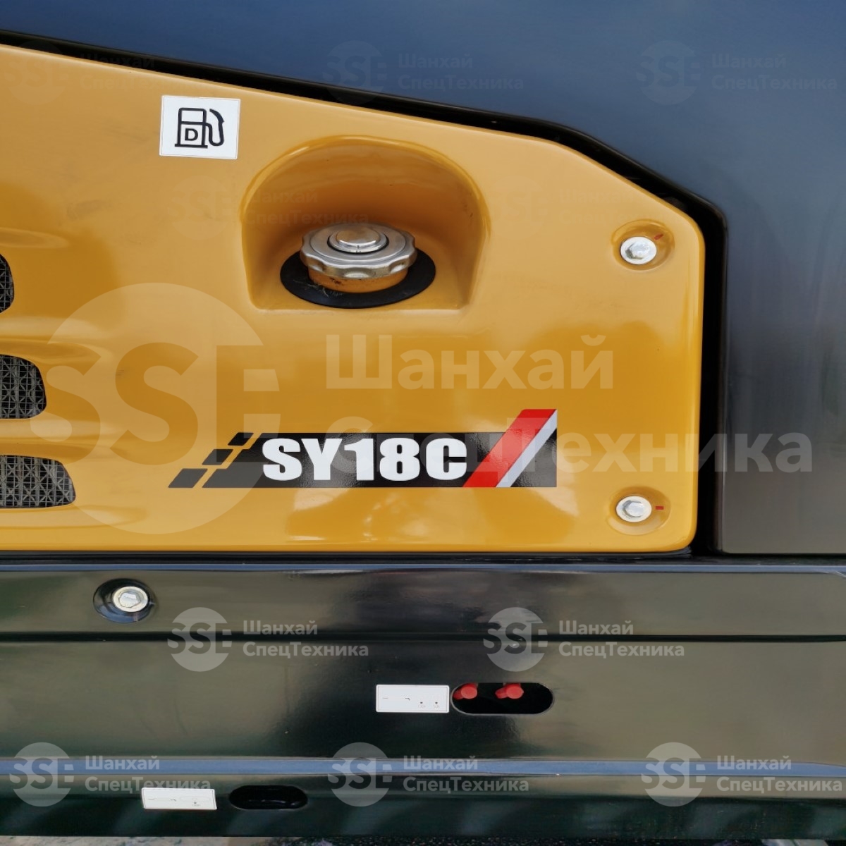 Мини-экскаватор гусеничный SANY SY18C